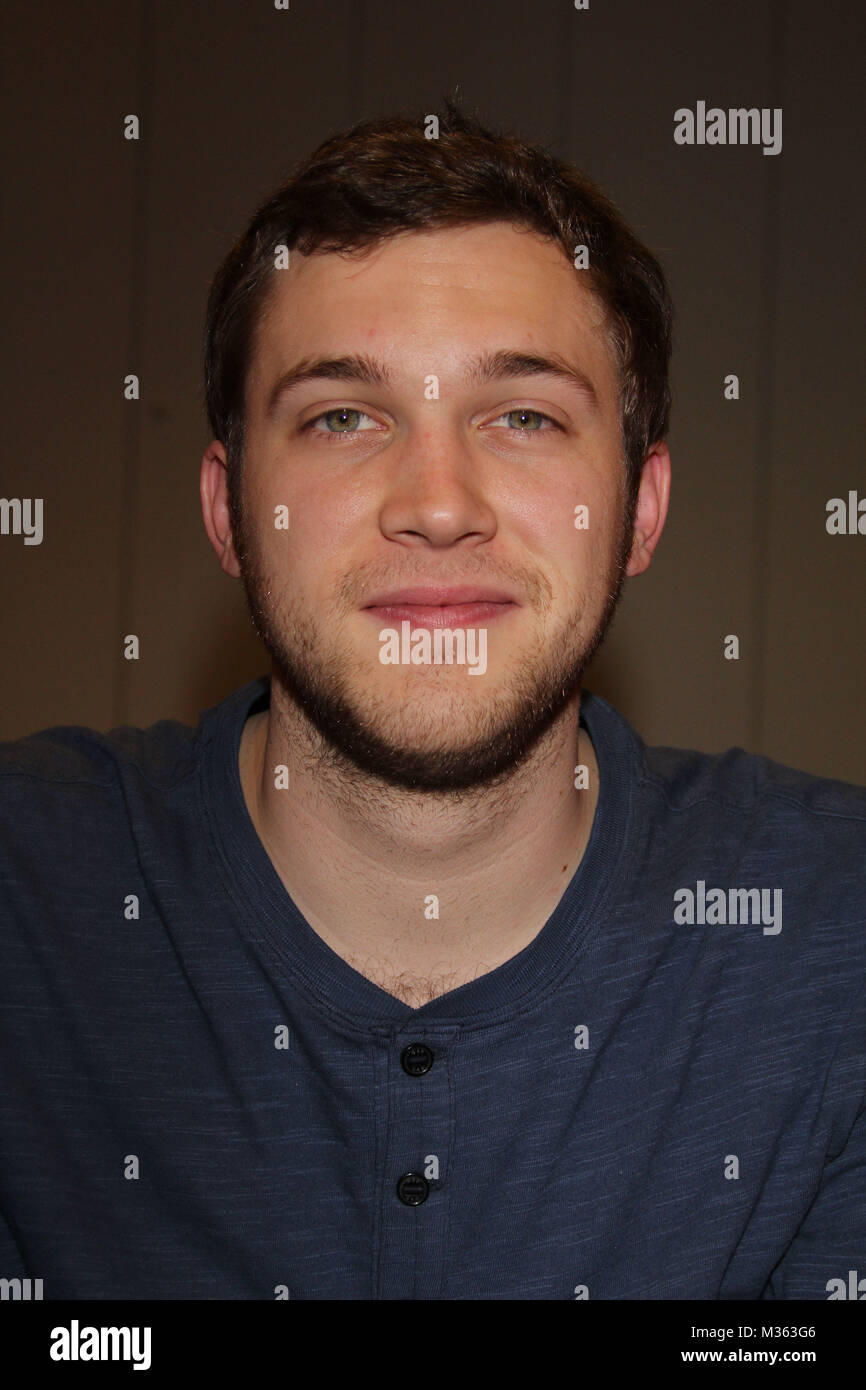 American idol 2012 hi-res stock photography and images - Alamy