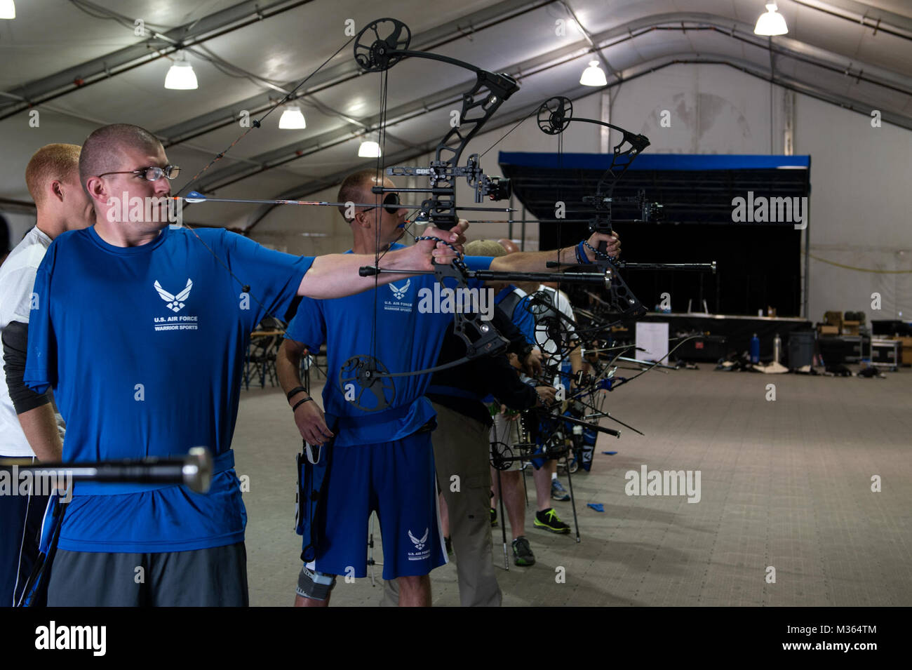 Adaptive archery hi-res stock photography and images - Alamy