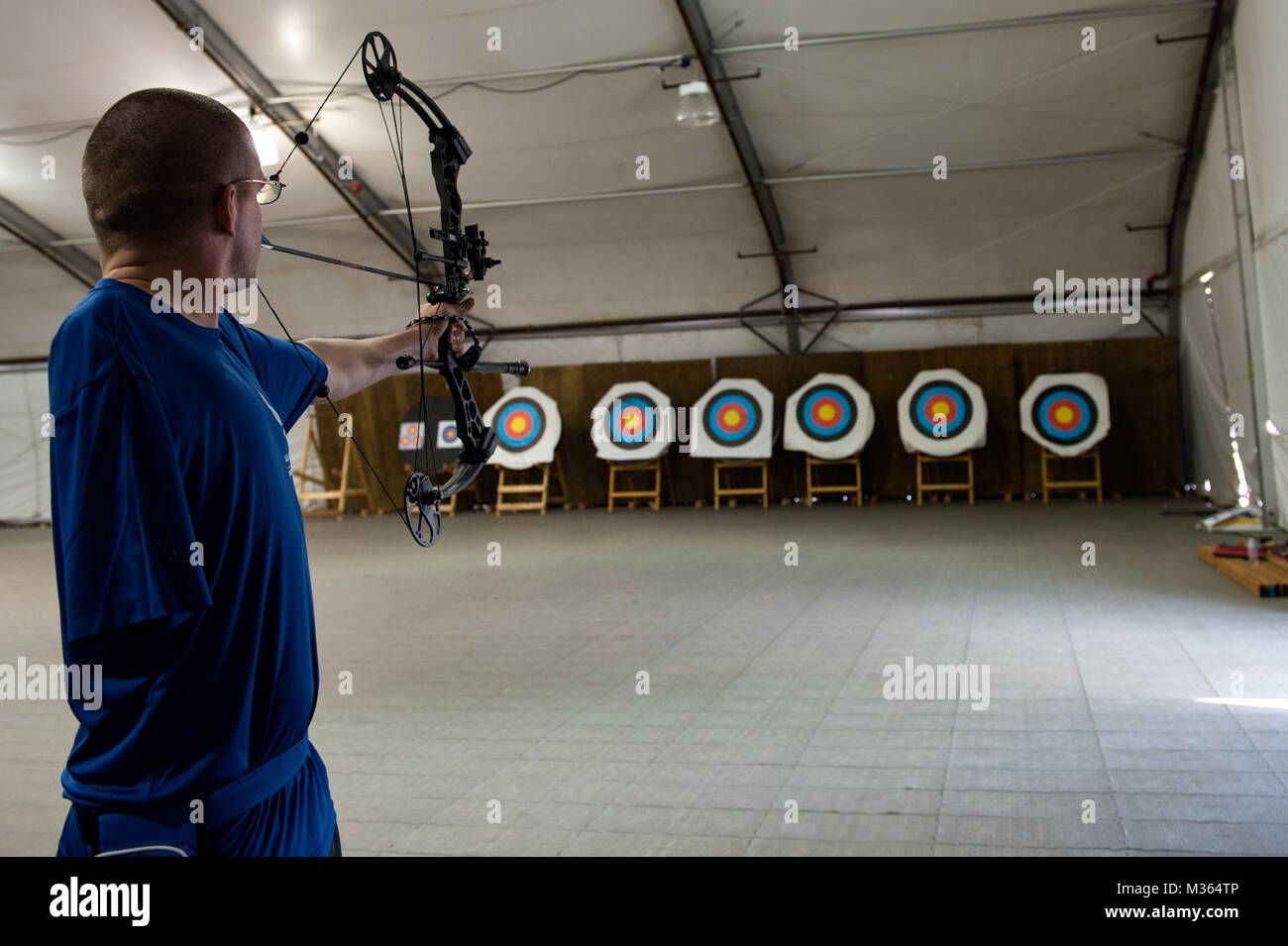 Adaptive archery hi-res stock photography and images - Alamy