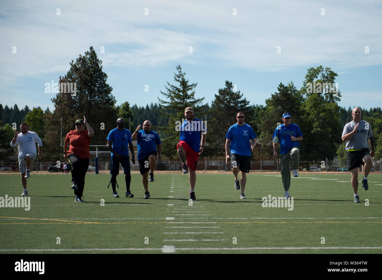Eric Dixon (back), Air Force Wounded Warrior (AFW2) Program track coach ...