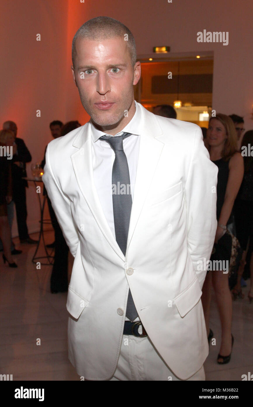 Benjamin von Stuckrad-Barre, Verleihung der dreifach-Platin Auzeichung ...