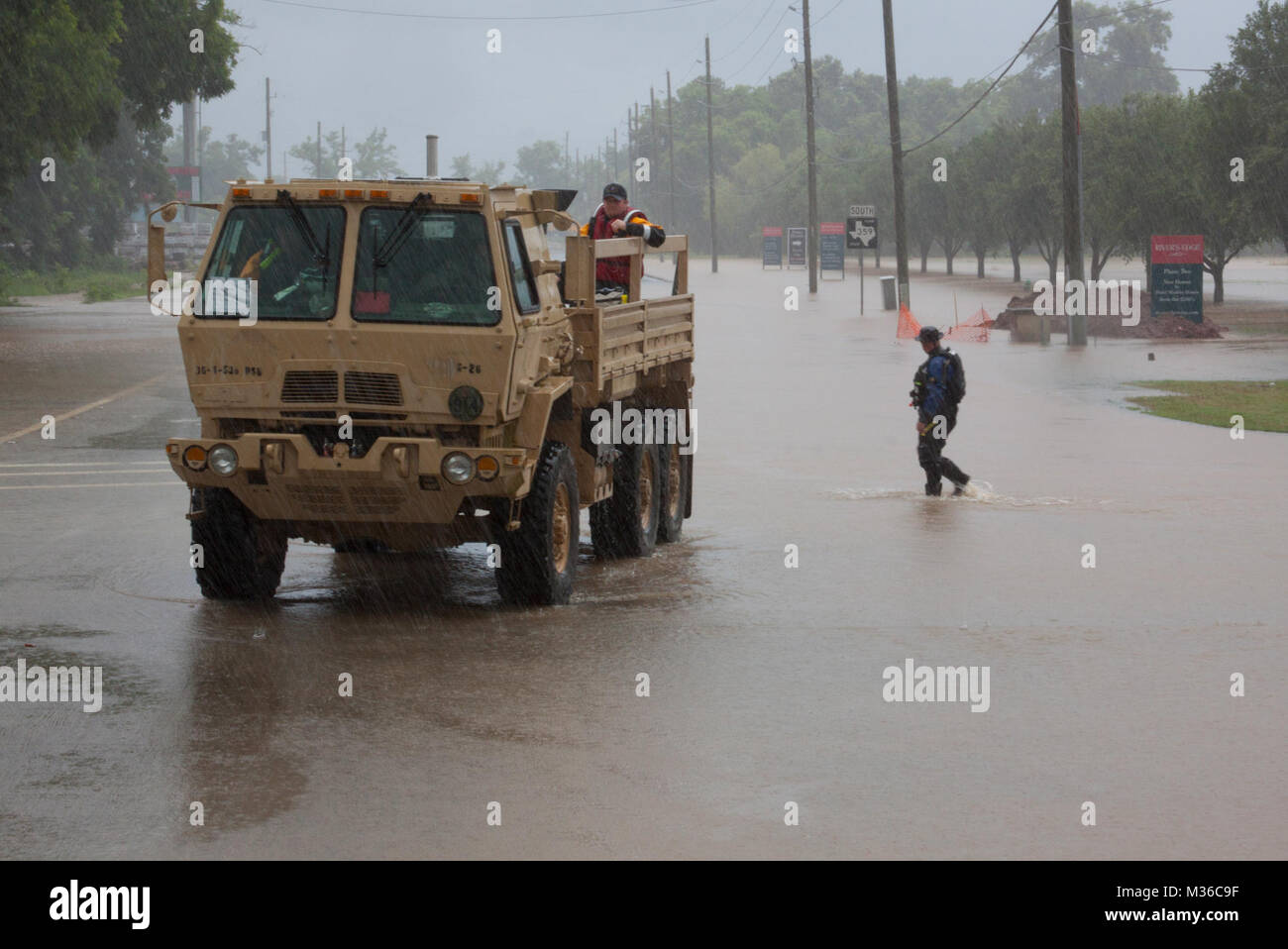 Search and rescue tactical vehicle hi-res stock photography and images ...