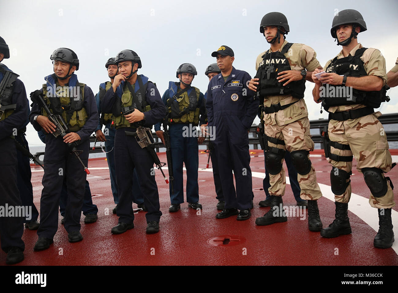 SULU SEA (June 4, 2016) – U.S. Sailors, embarked aboard the forward ...