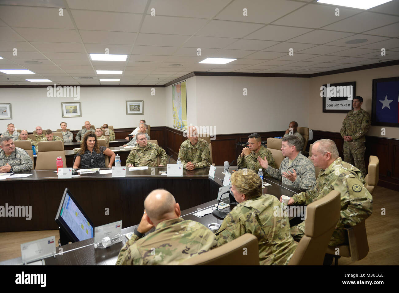 Commanders update brief hi-res stock photography and images - Alamy