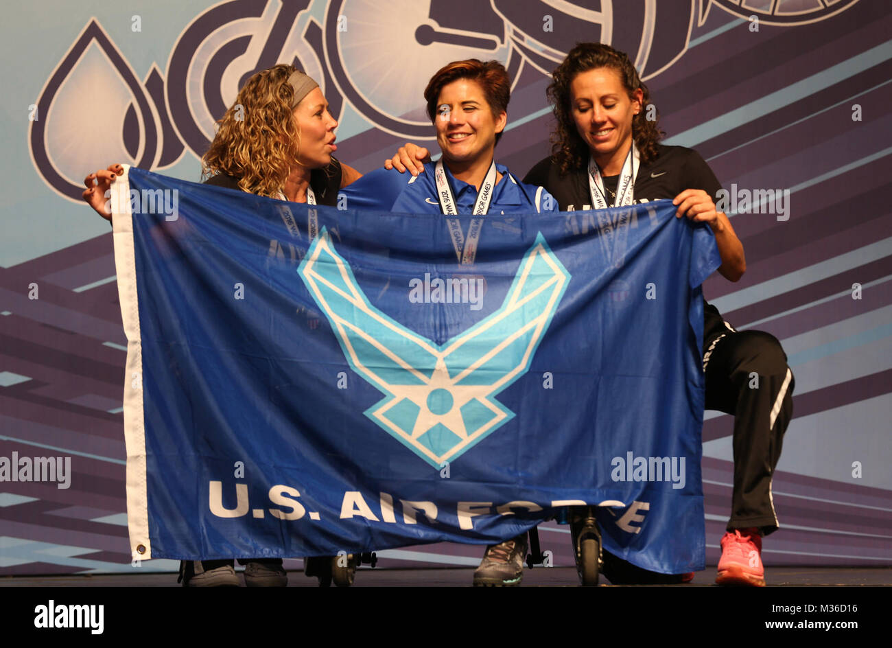 U.S. Army, Capt. Kelly Elmlinger, Brooke Army Medical Center Fort Sam ...