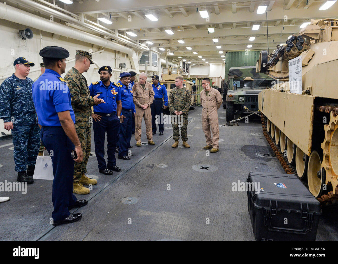 Sri lankan navy soldier hi-res stock photography and images - Alamy