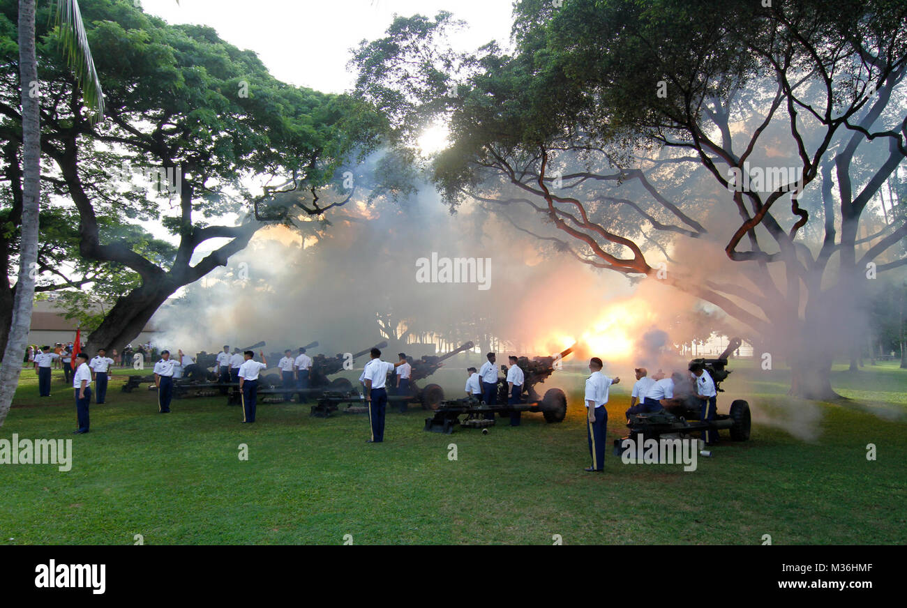 Soldiers and senior leaders from 25th Infantry Division and U.S. Army ...