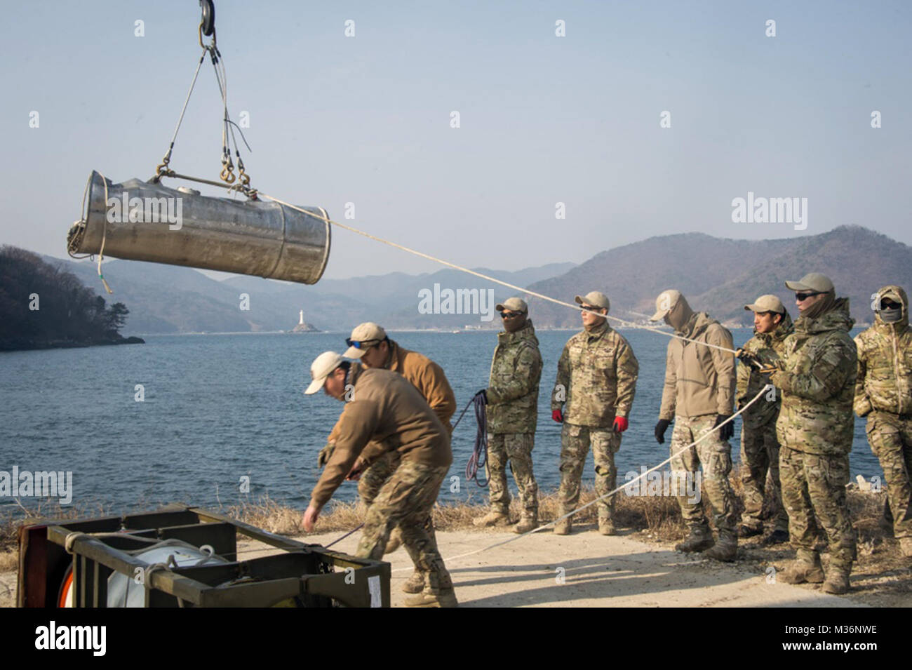 Foal Eagle exercise tests Navy divers' skills by #PACOM Stock Photo - Alamy