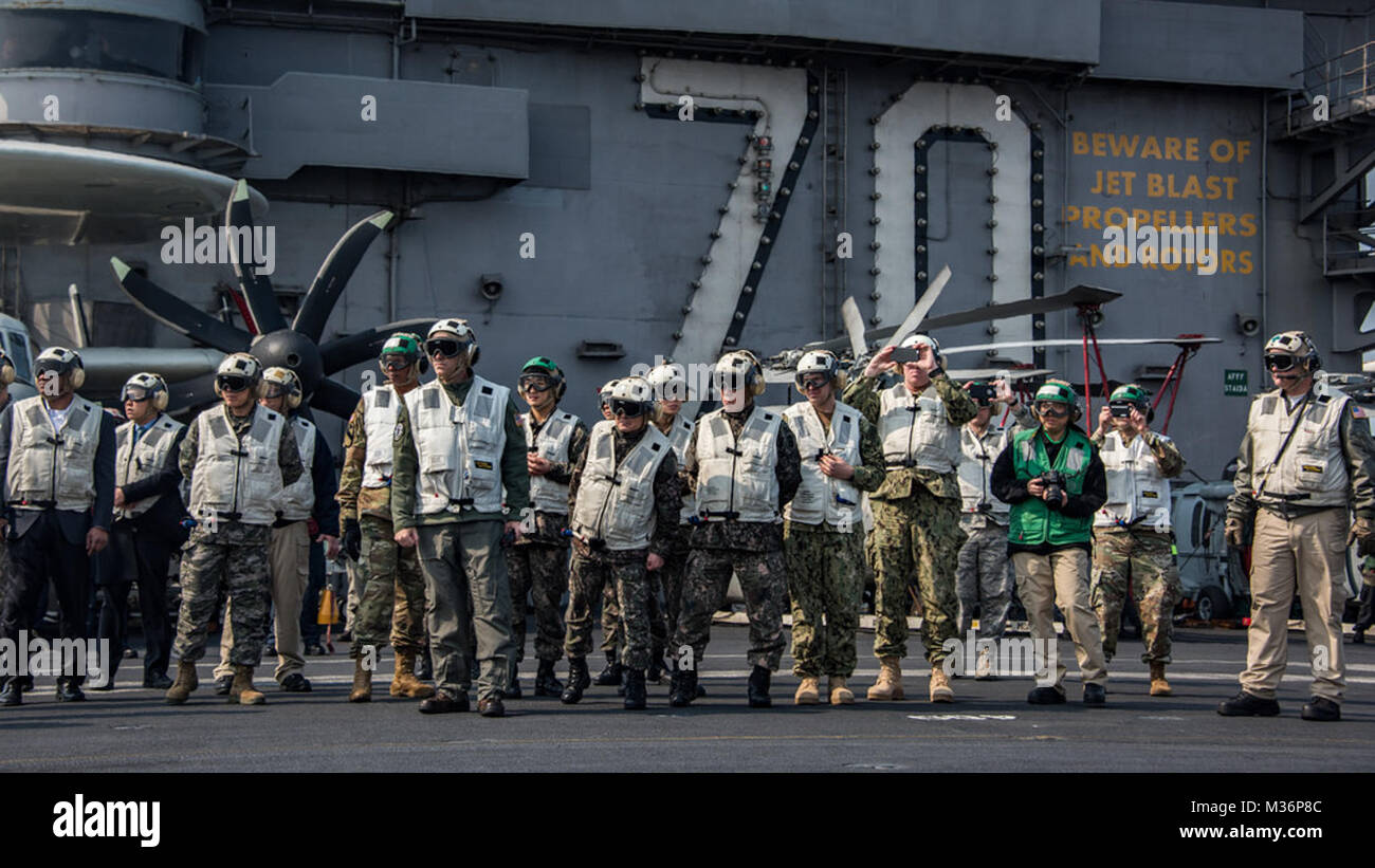 U S Forces Korea Commander Brings Senior Republic Of Korea Leaders