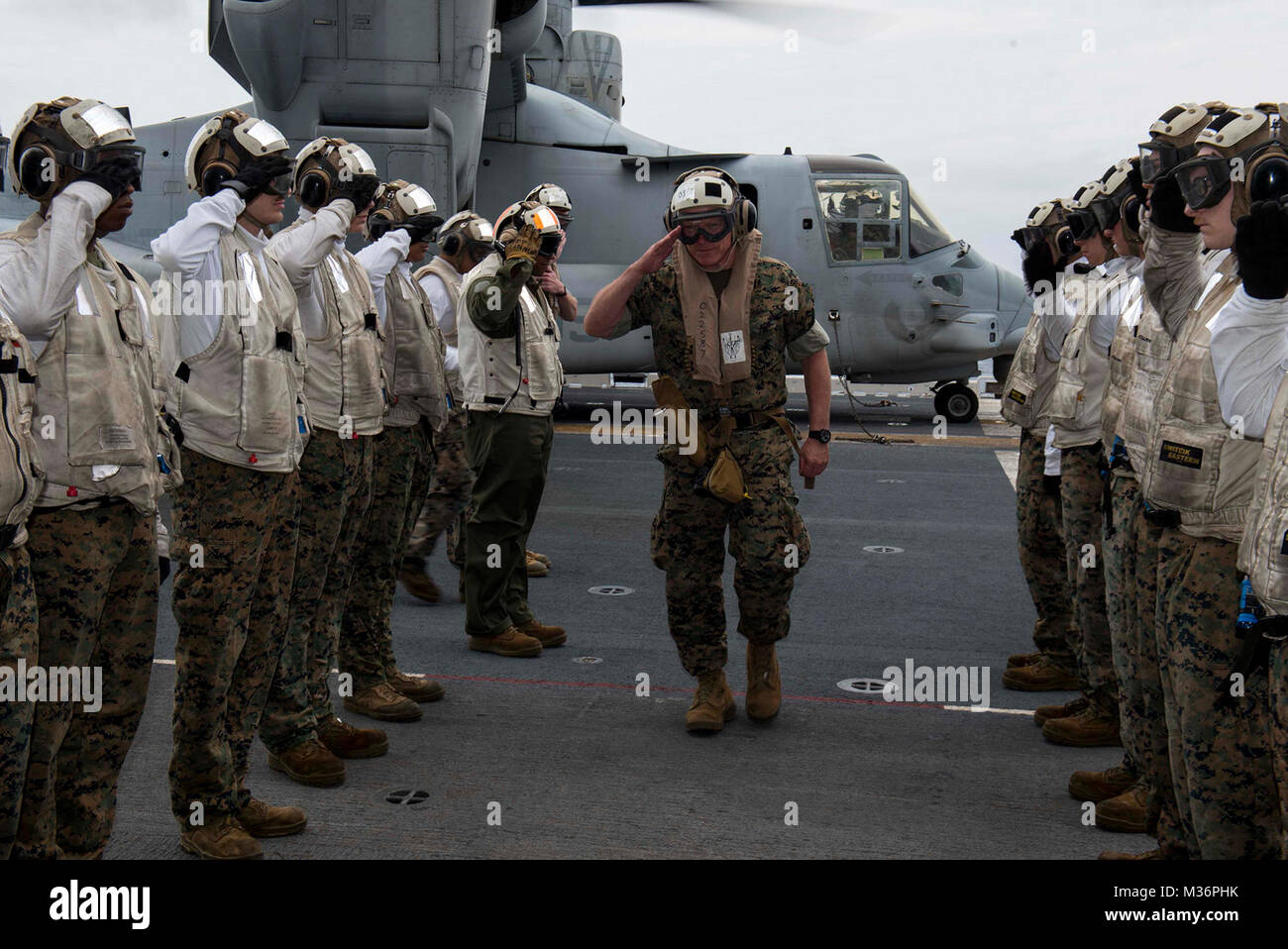 170321-N-NB544-013 PHILIPPINE SEA (March 21, 2017) Lt. Gen. Lawrence ...