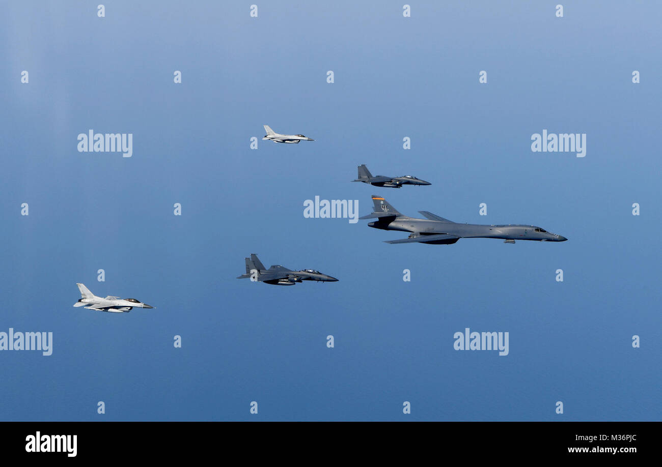 U.S. Air Force B-1B Lancer and ROK Air Force F-15Ks and F-16s fly in ...