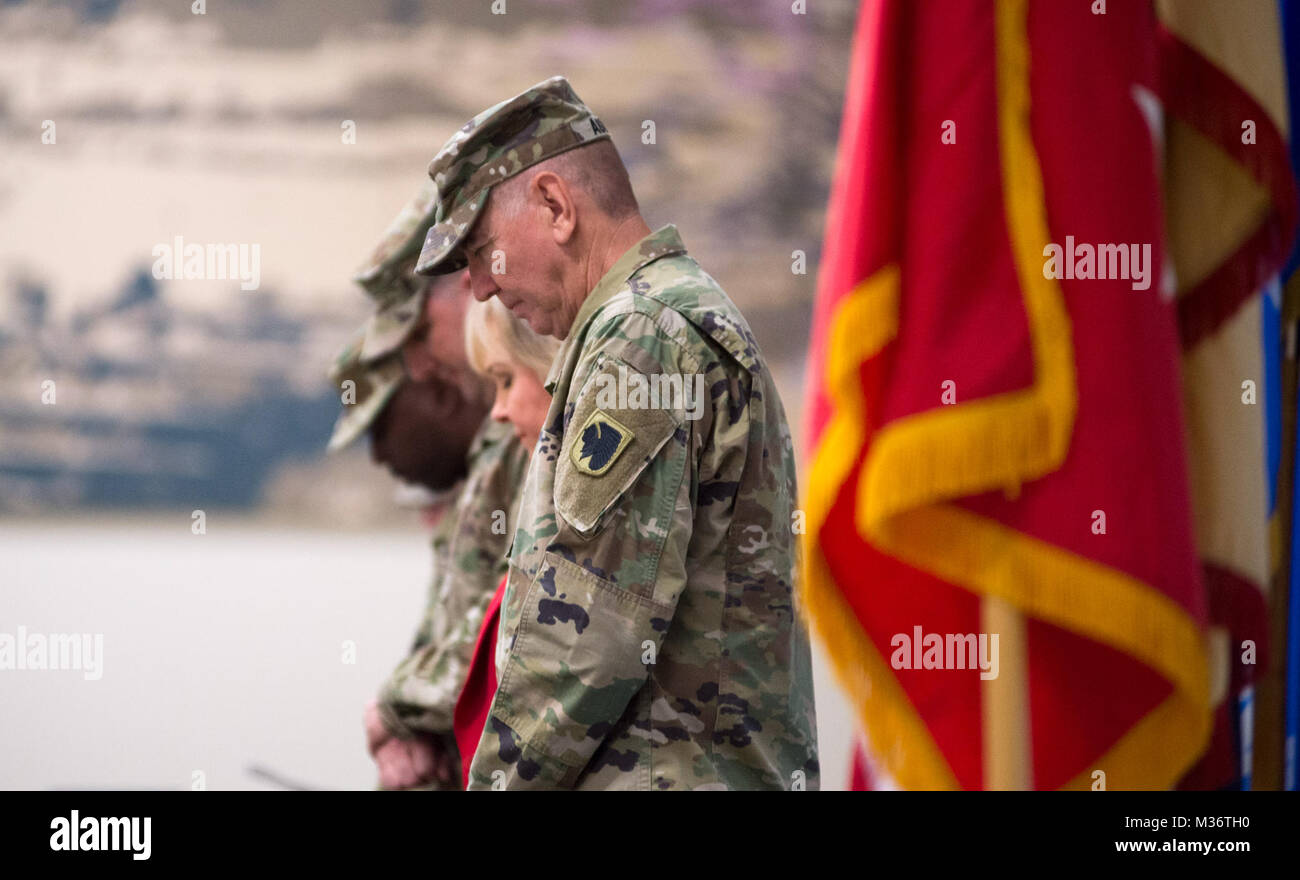 Soldiers from Alpha Company, 777th Aviation Support Battalion, 90th ...