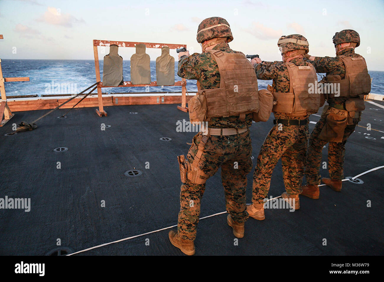PACIFIC OCEAN (Nov. 28, 2015) U.S. Marines with 1st Light Armored ...