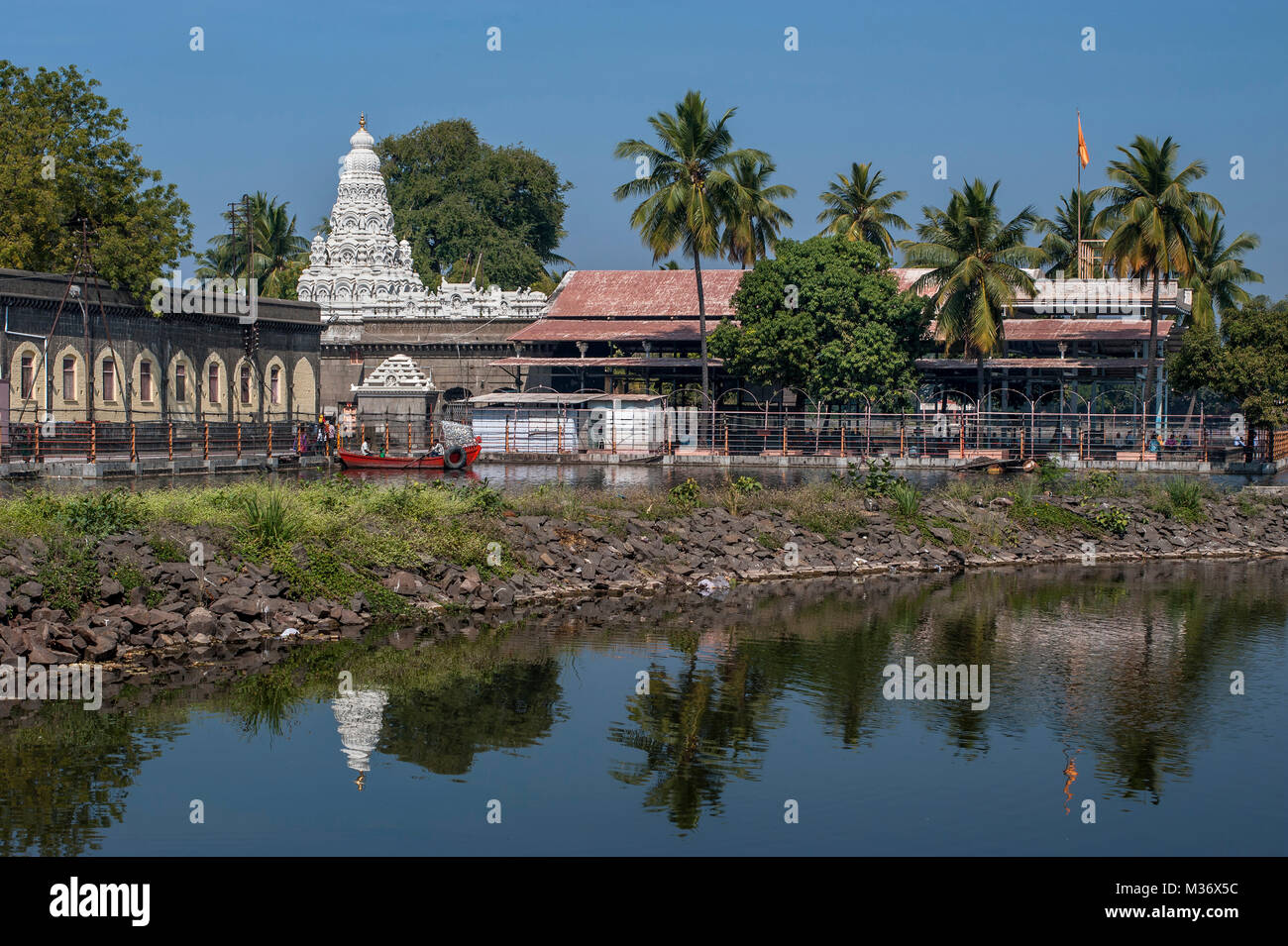 Siddheshwar temple solapur hi-res stock photography and images - Alamy
