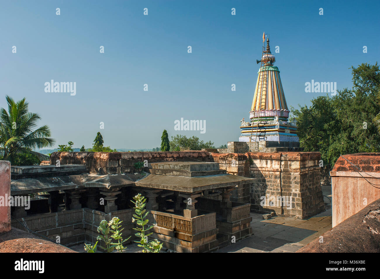 Solapur temple hi-res stock photography and images - Alamy