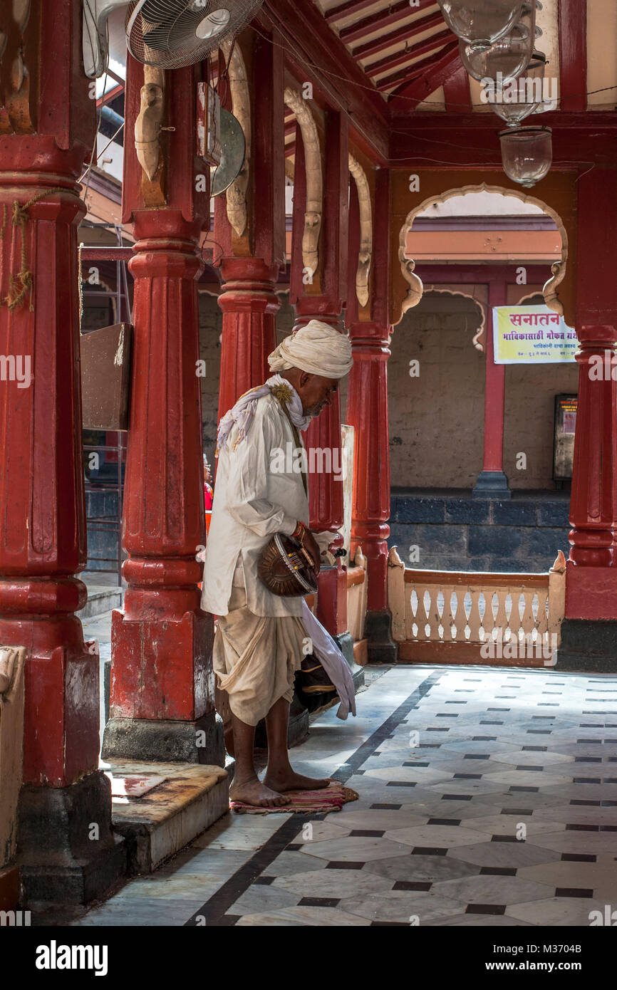 Barshi hi-res stock photography and images - Alamy