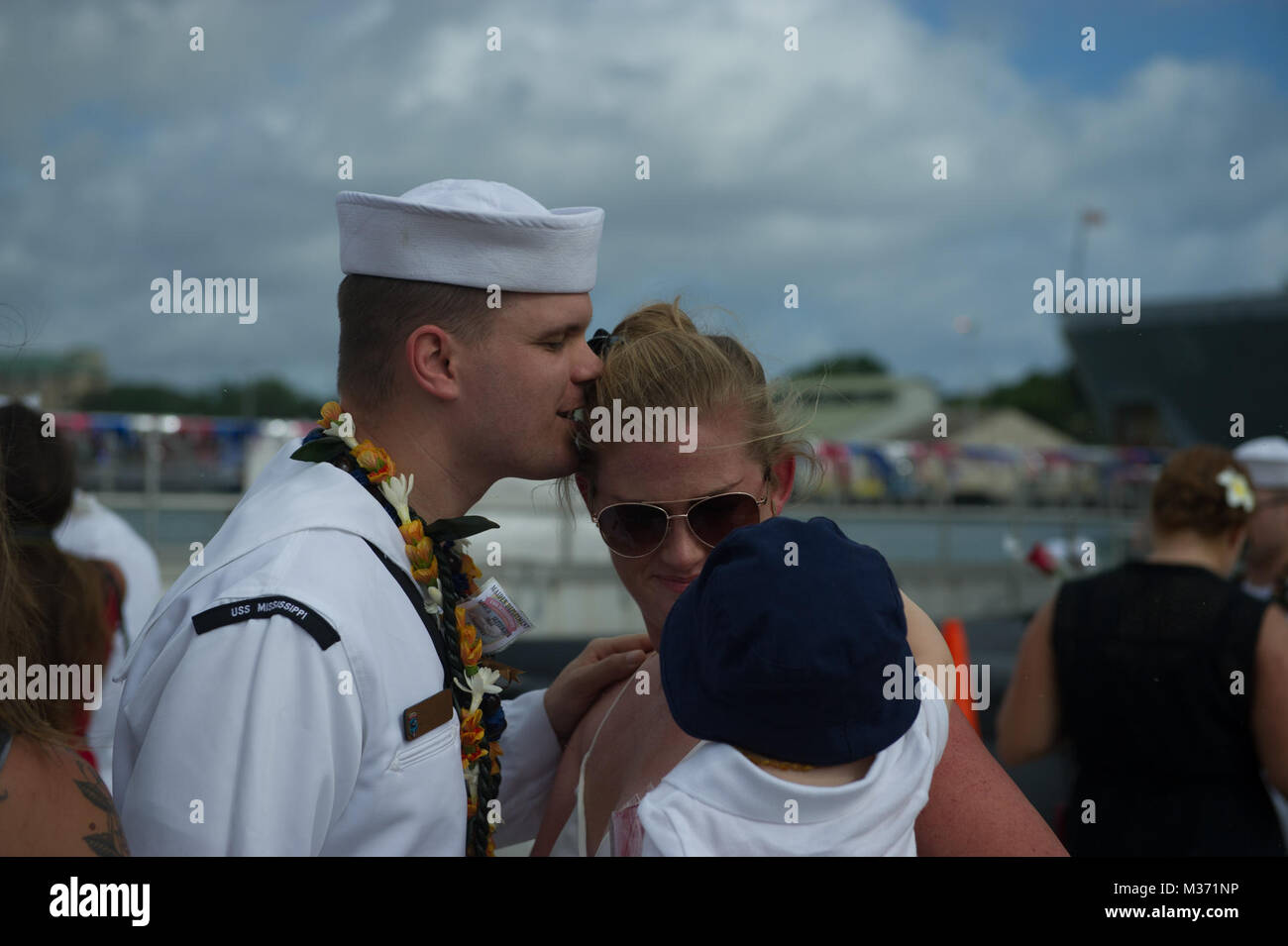 JOINT BASE PEARL HARBOR-HICKAM, Hawaii (September 1, 2016) Firends and ...