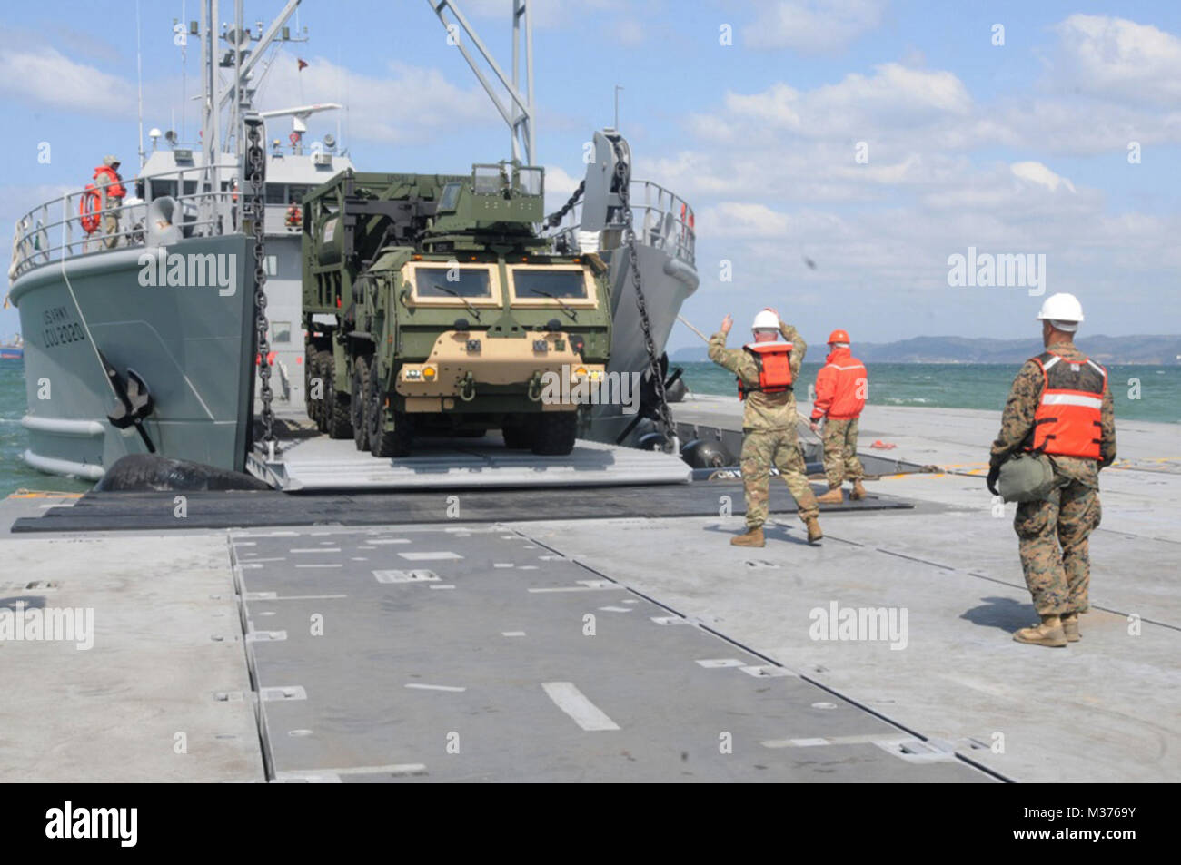 Army, Navy, Marines train for joint Logistics Over-the-Shore capability ...