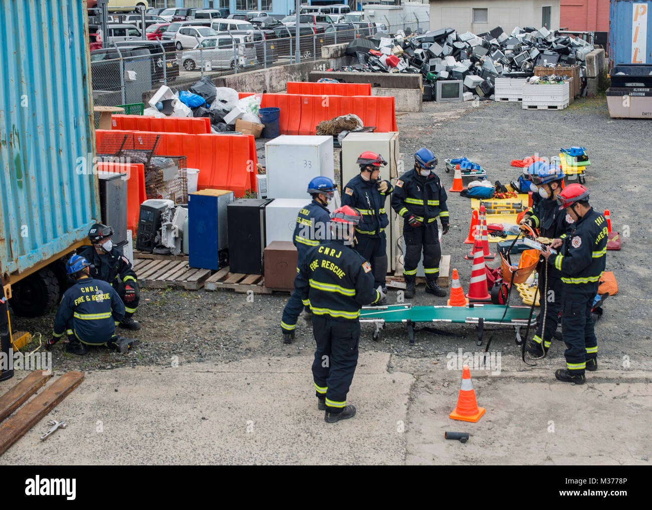 Naval forces japan fire and emergency services hi-res stock photography ...