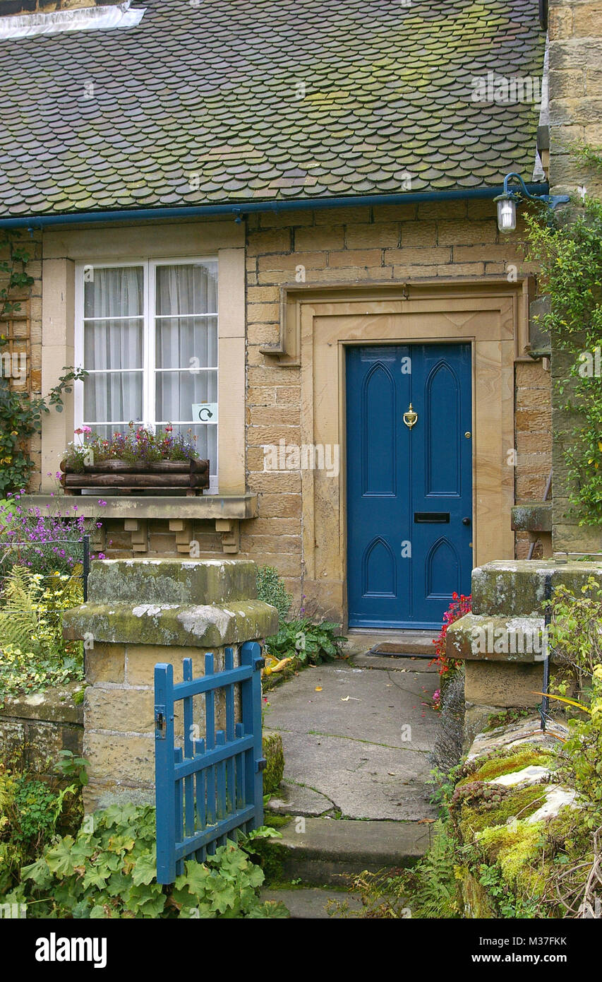 Edensor village hi-res stock photography and images - Alamy