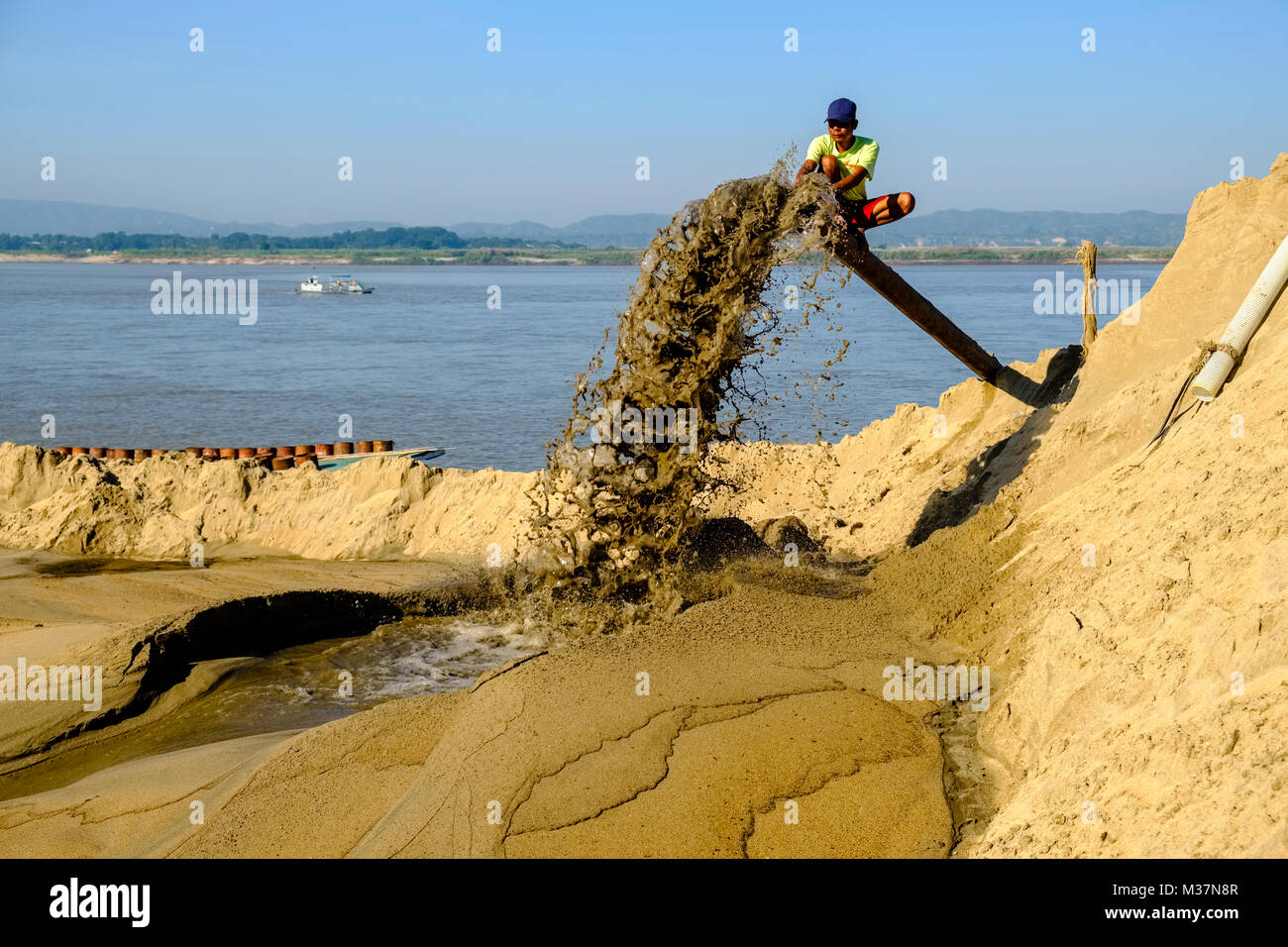 Sand pump hi-res stock photography and images - Alamy