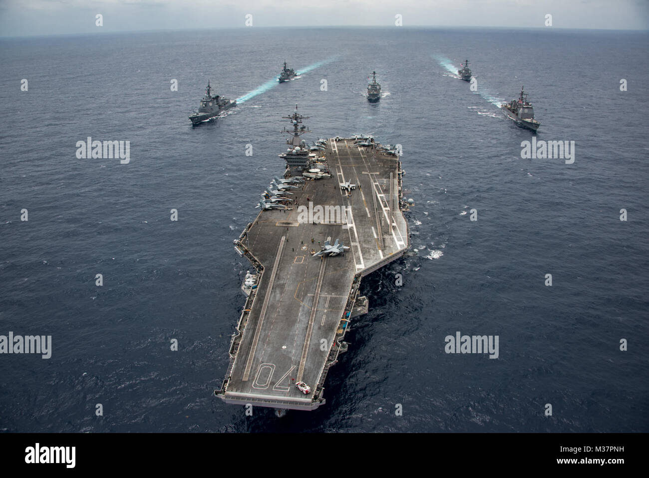 170428-N-GD109-019 PHILIPPINE SEA (April 28, 2017) Japan Maritime Self ...