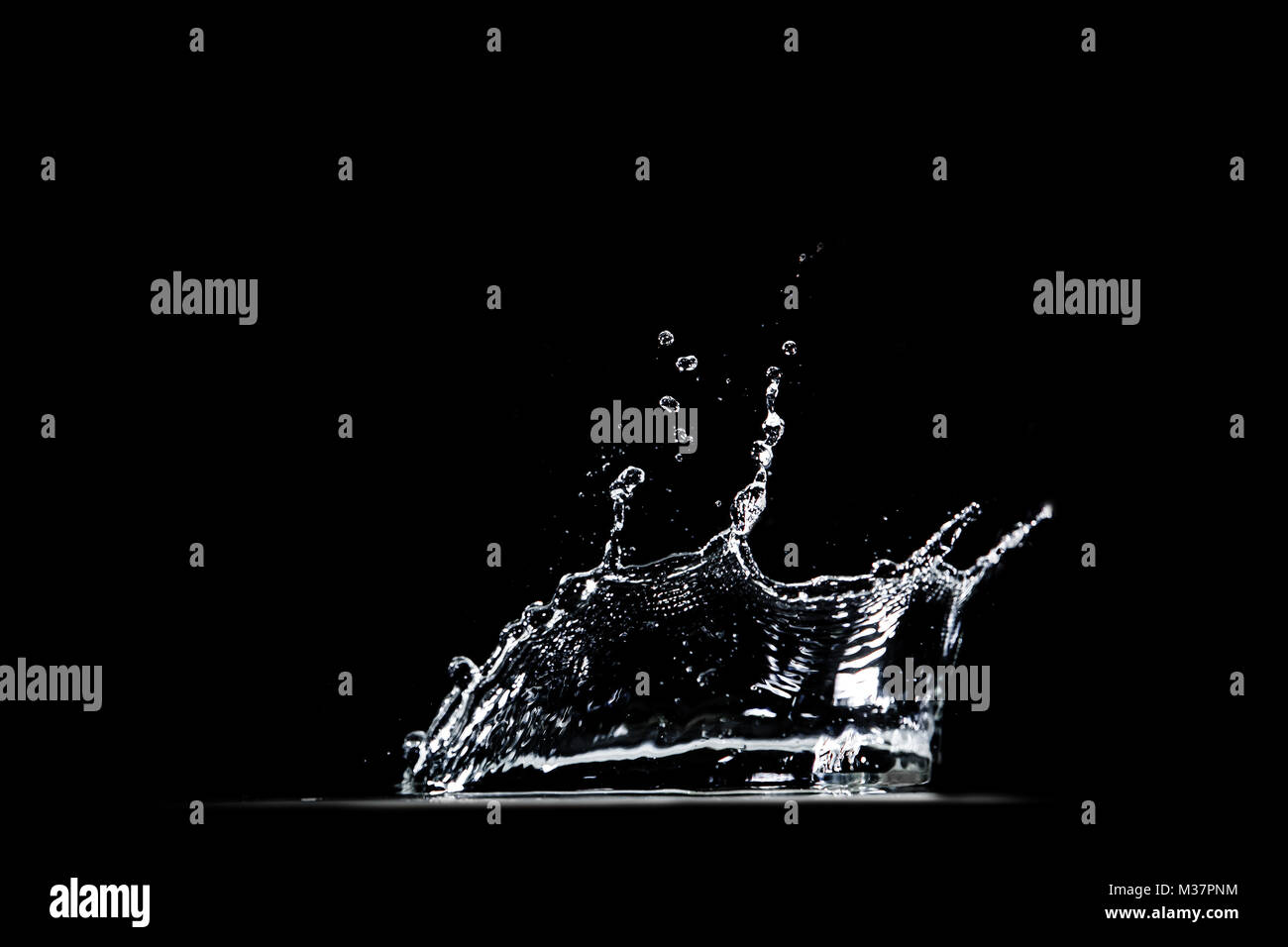 water splash on black Stock Photo - Alamy