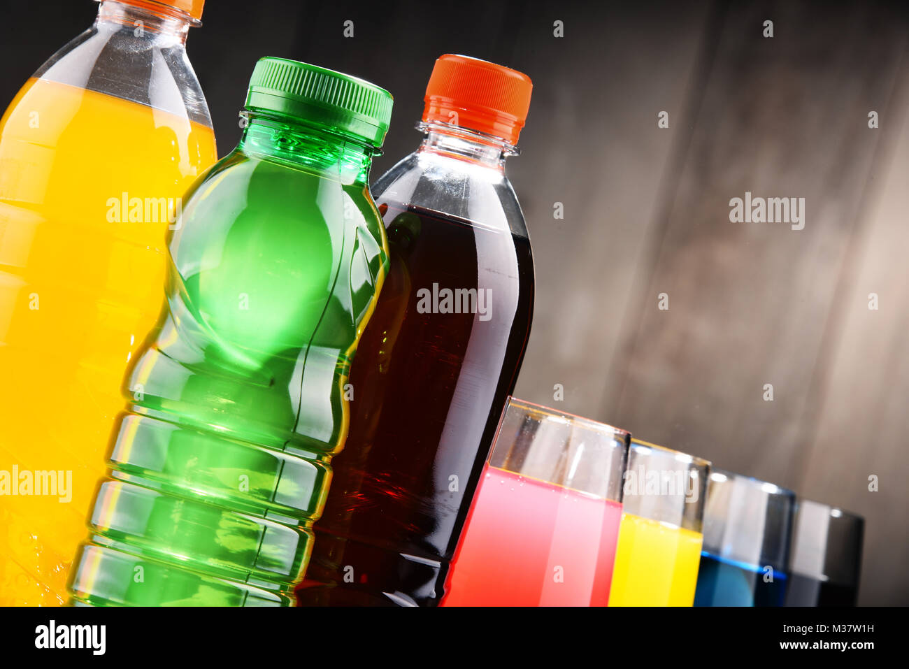 Fizzy soda variety glass hi-res stock photography and images - Alamy