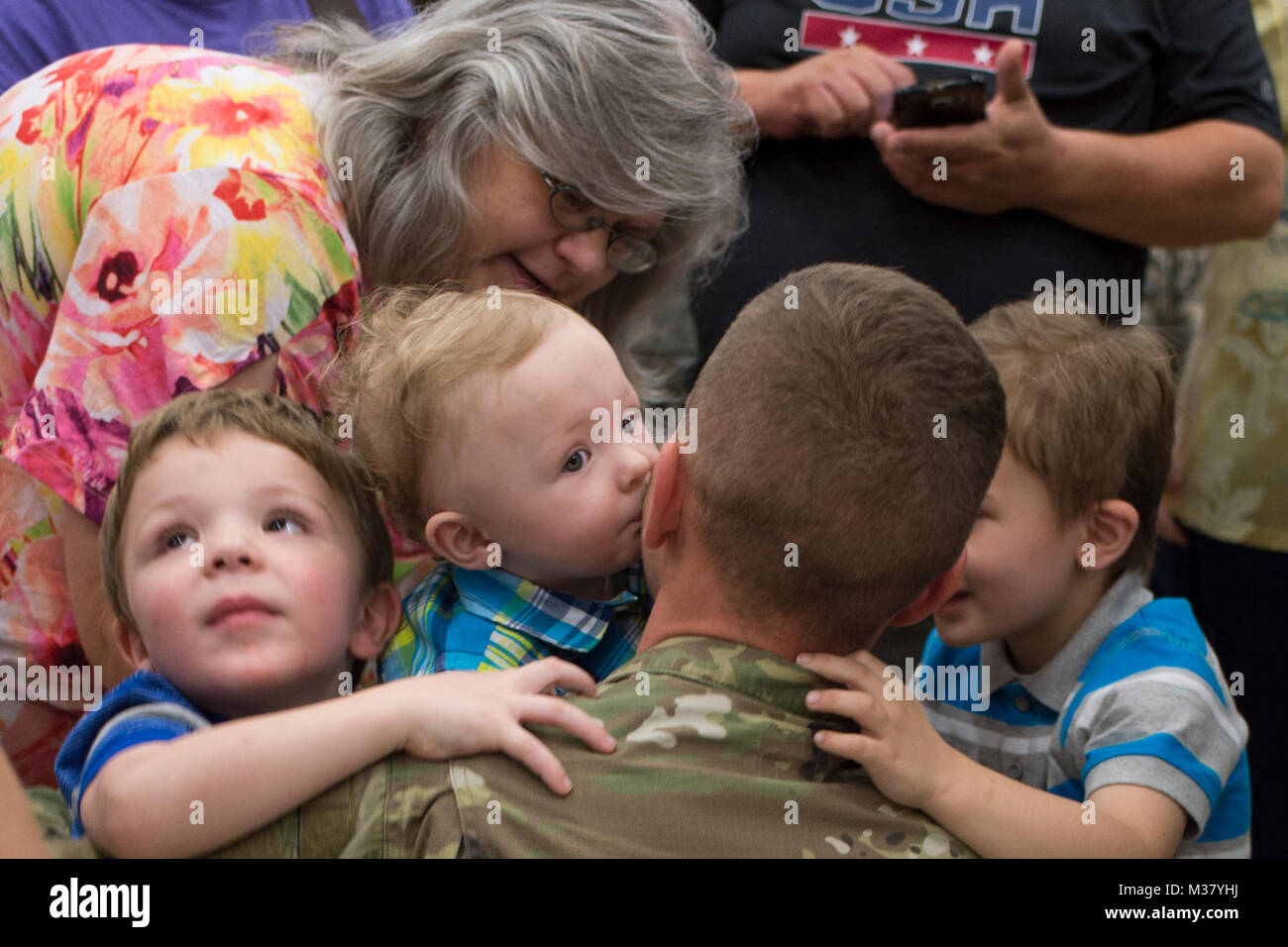 Loved ones welcome home nearly 130 Oklahoma Army National Guardsmen on ...