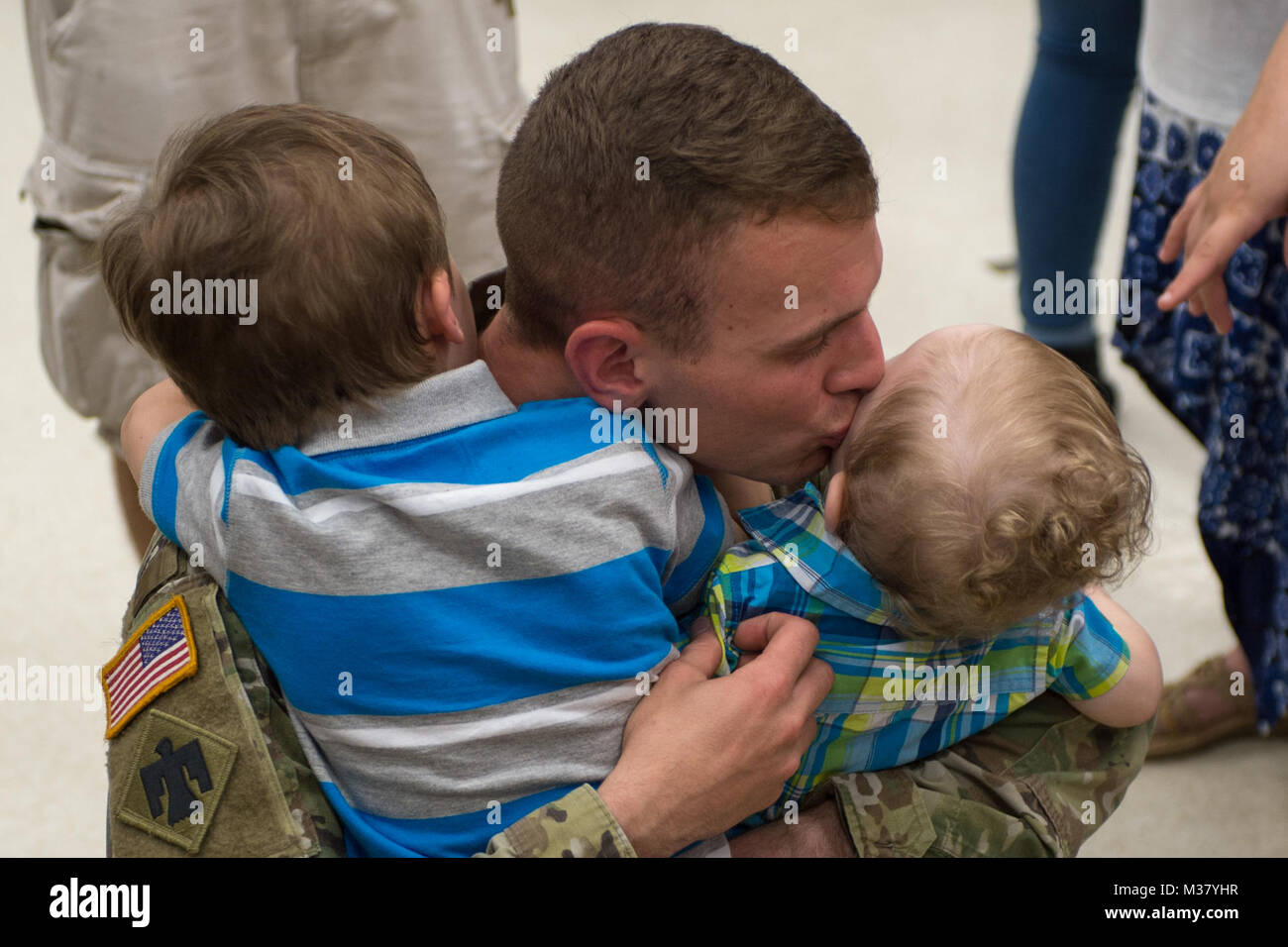 Loved ones welcome home nearly 130 Oklahoma Army National Guardsmen on ...