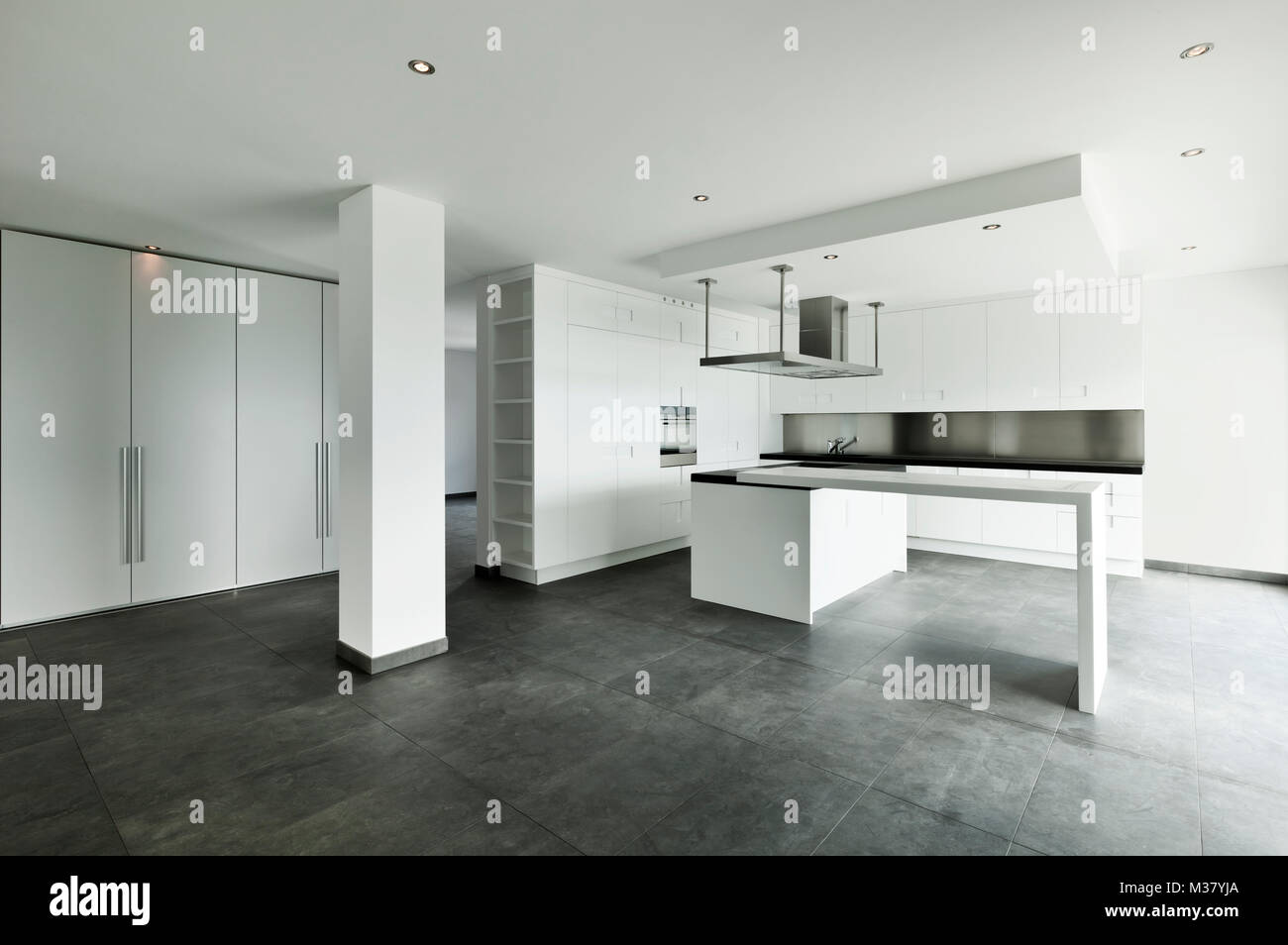 Kitchen perspective hi-res stock photography and images - Alamy