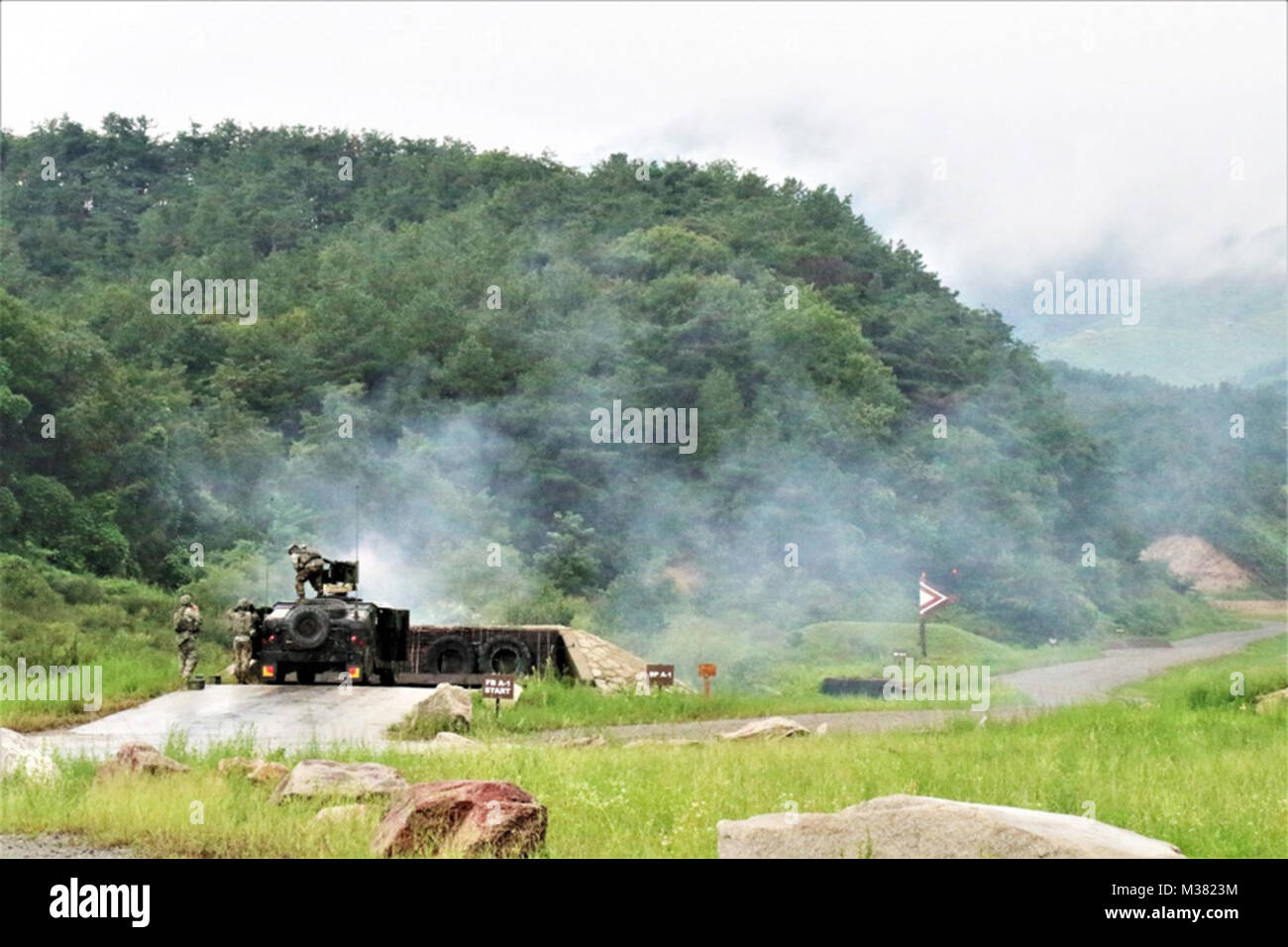 Soldiers conduct heavy weapons qualification aboard Rodriguez Range ...