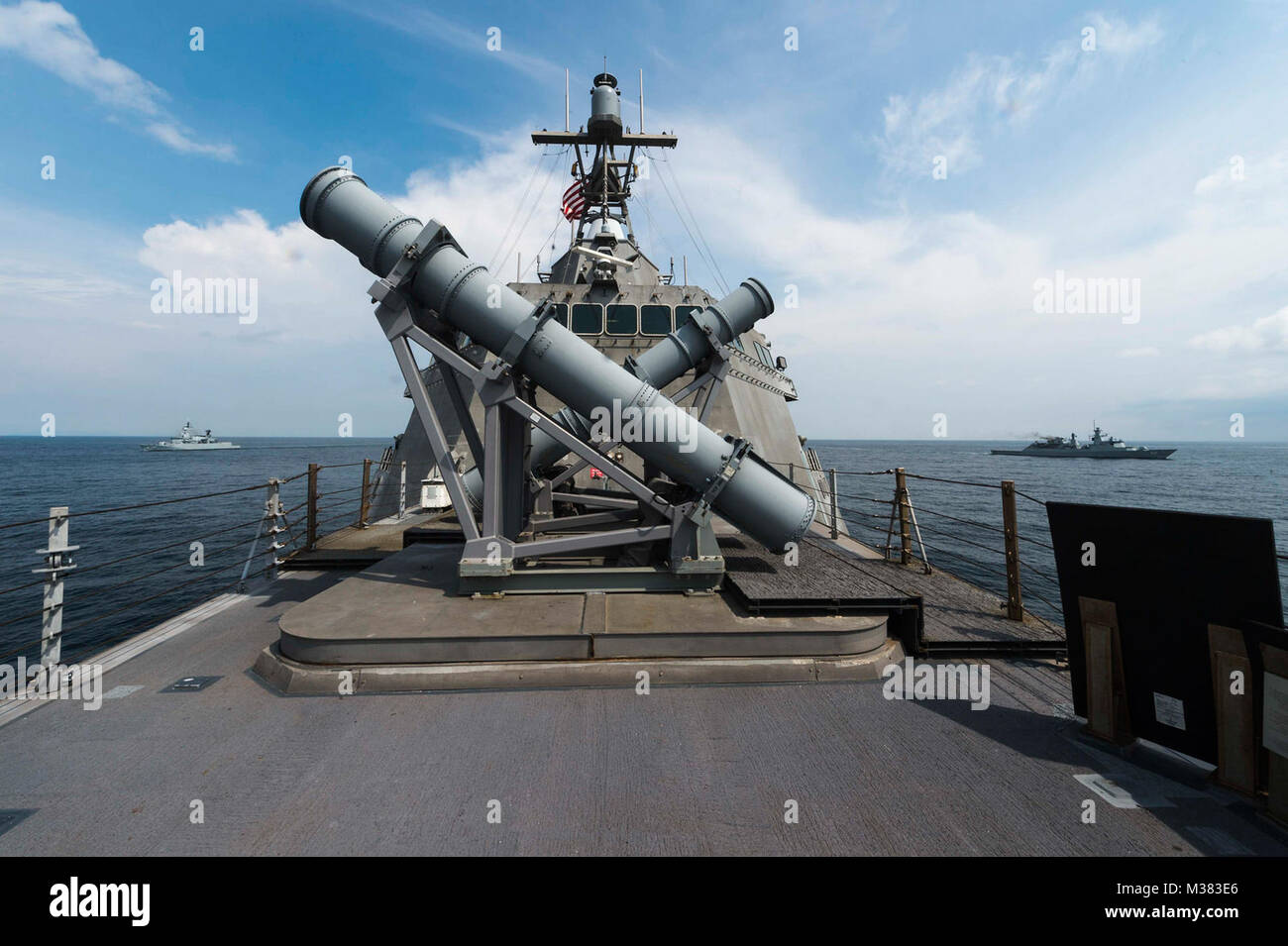 U.S., Malaysian Navy ships sail together during Maritime Training ...