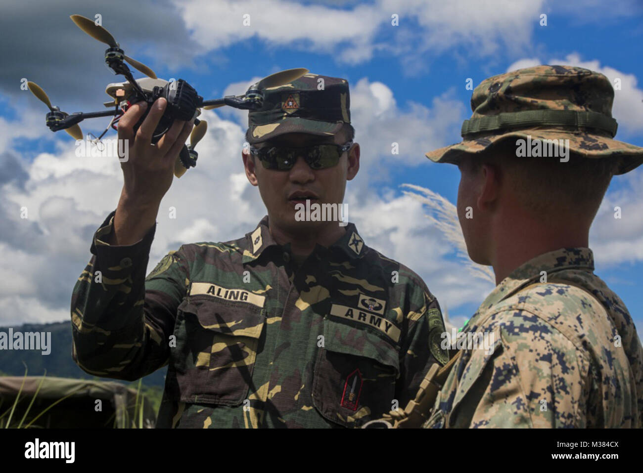U.S. Marines demonstrate UAS capabilities to Philippine Army leadership ...