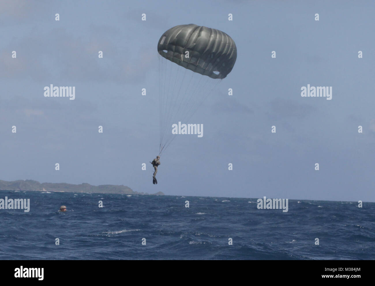 U.S. Marines with 3rd Reconnaissance Battalion, 3rd Marine Division ...