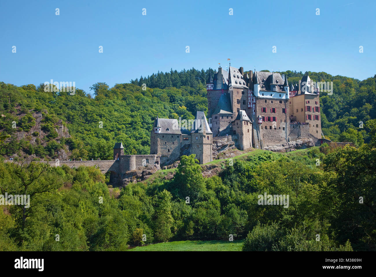 Eltz castle, beautiful medieval castle at Wierschem, Muenstermaifeld ...