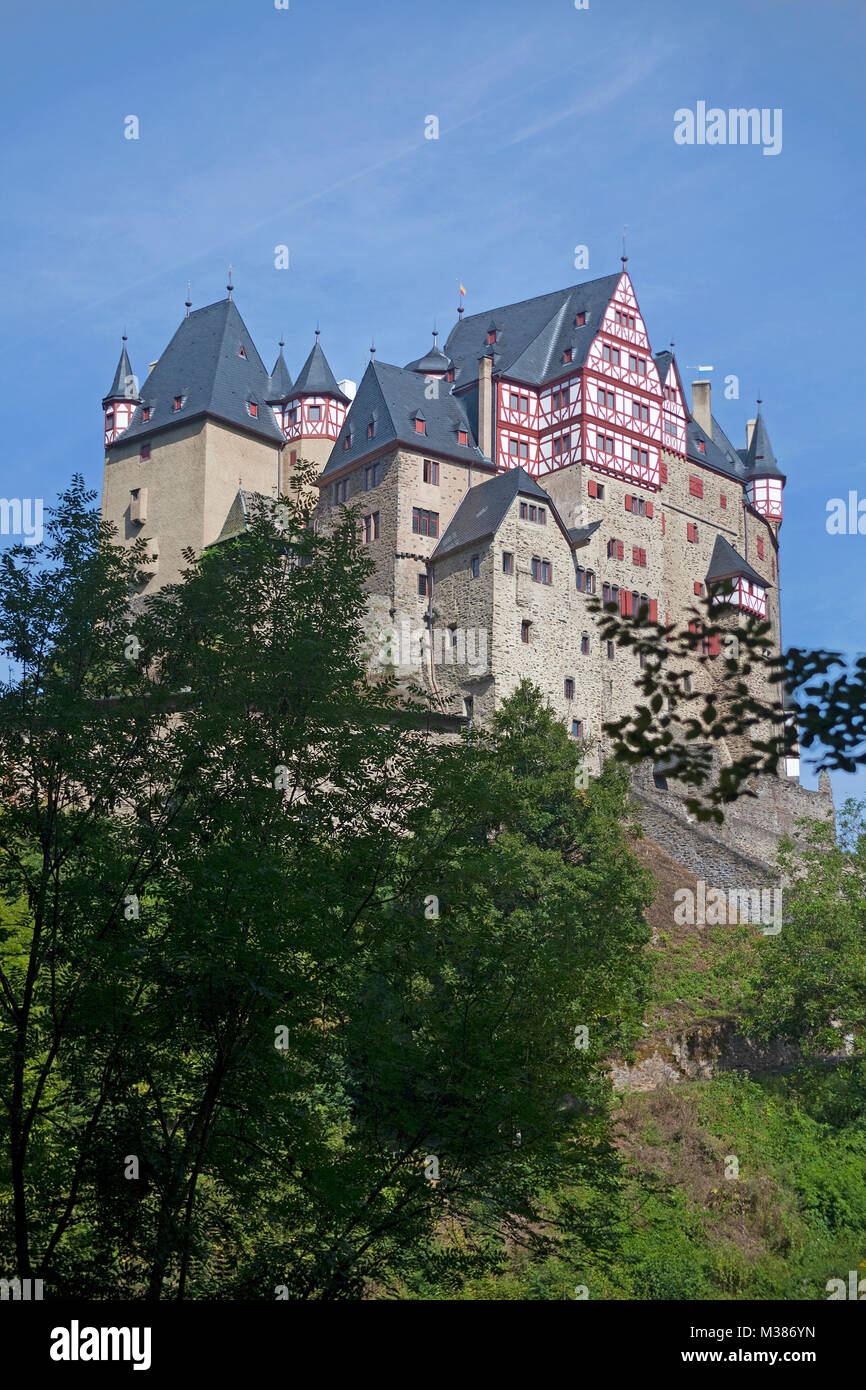 Eltz castle, beautiful medieval castle at Wierschem, Muenstermaifeld ...
