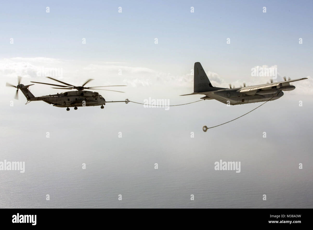 Marines conduct aerial refueling off the coast of Okinawa by #PACOM ...