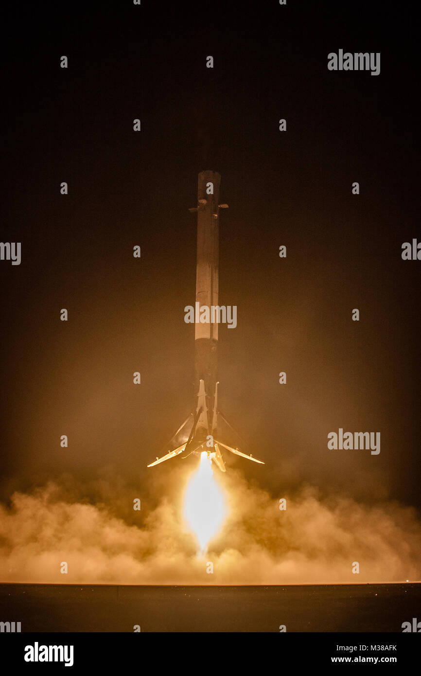 Orbcomm hi-res stock photography and images - Alamy
