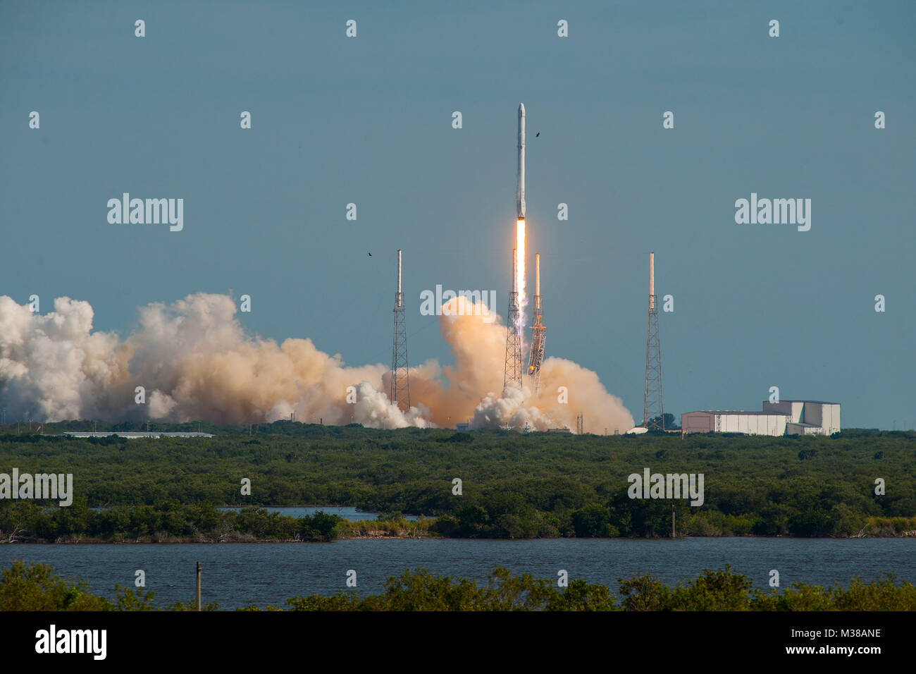 CRS-8 launched from Kennedy Space Center with a Falcon 9 rocket and ...