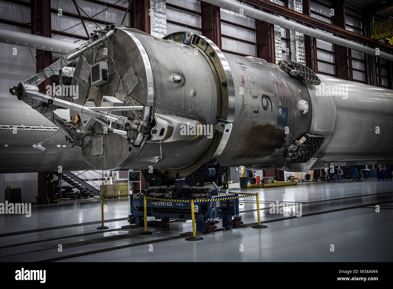 Space x rocket stages hi-res stock photography and images - Alamy