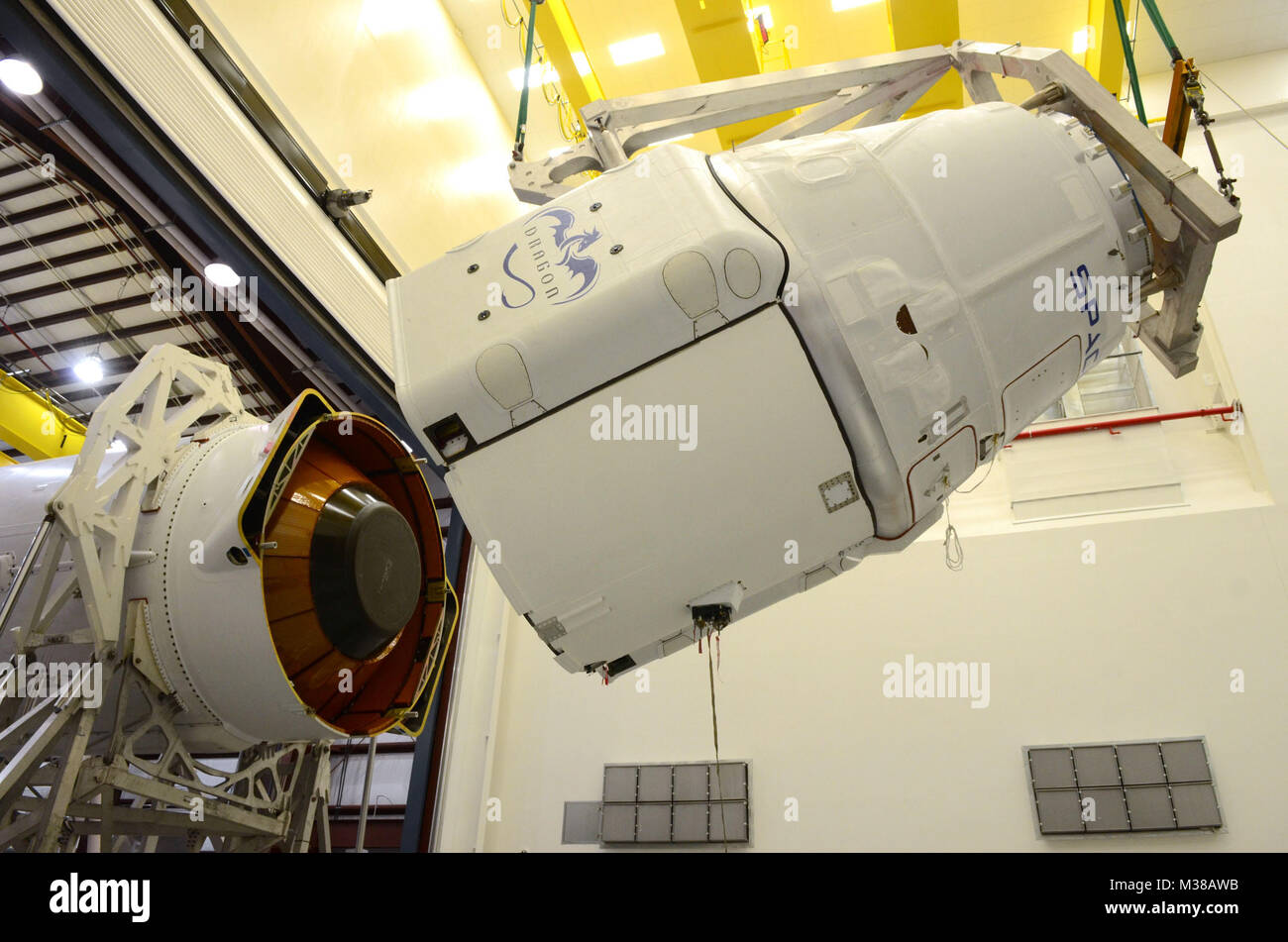 Crs 10 dragon hi-res stock photography and images - Alamy