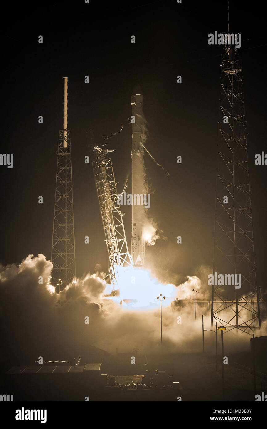 The CRS-9 mission, a part of NASA's Commercial Resupply Services ...