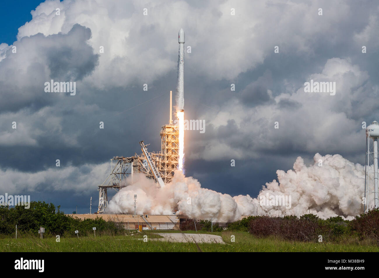 The Orbital Test Vehicle 5 (OTV-5) mission launched from Kennedy Space ...