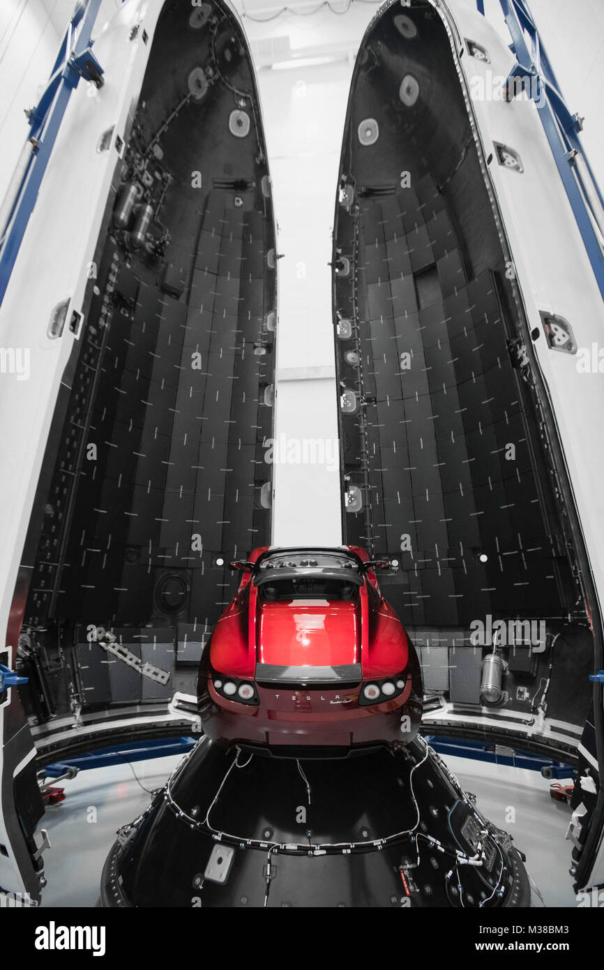 Falcon Heavy Demo Mission - Payload s 2 Stock Photo - Alamy