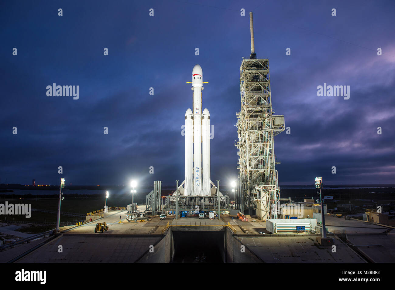 Spacex corporation hi-res stock photography and images - Alamy