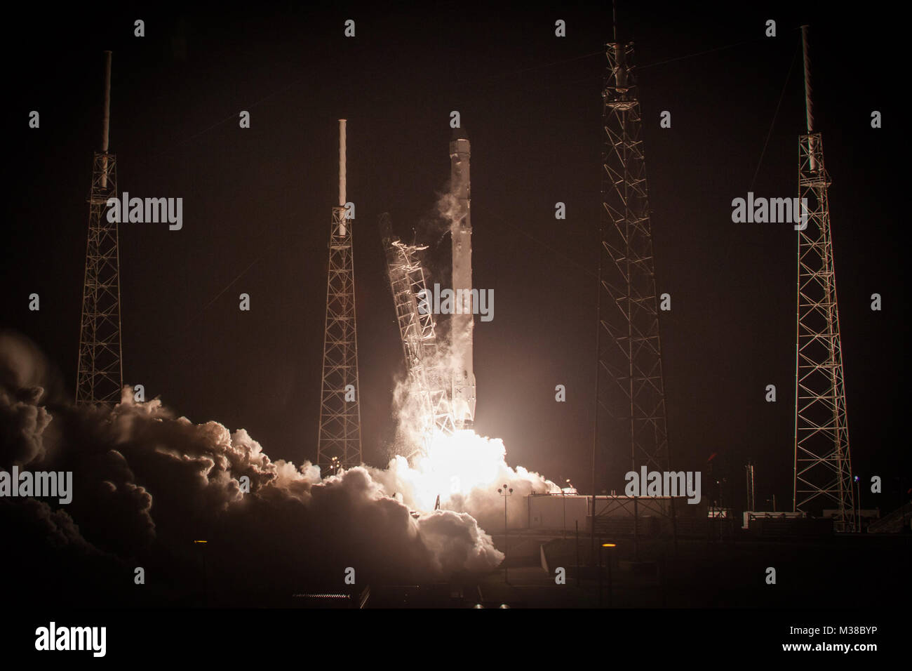 SpaceX's CRS-5 mission utilized a Dragon capsule to deliver cargo to ...