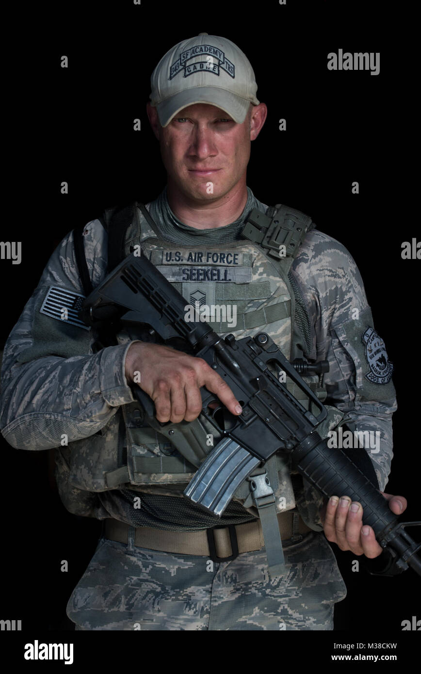 In 2011 U.S. Air Force Master Sgt. Ben Seekell and his military working ...