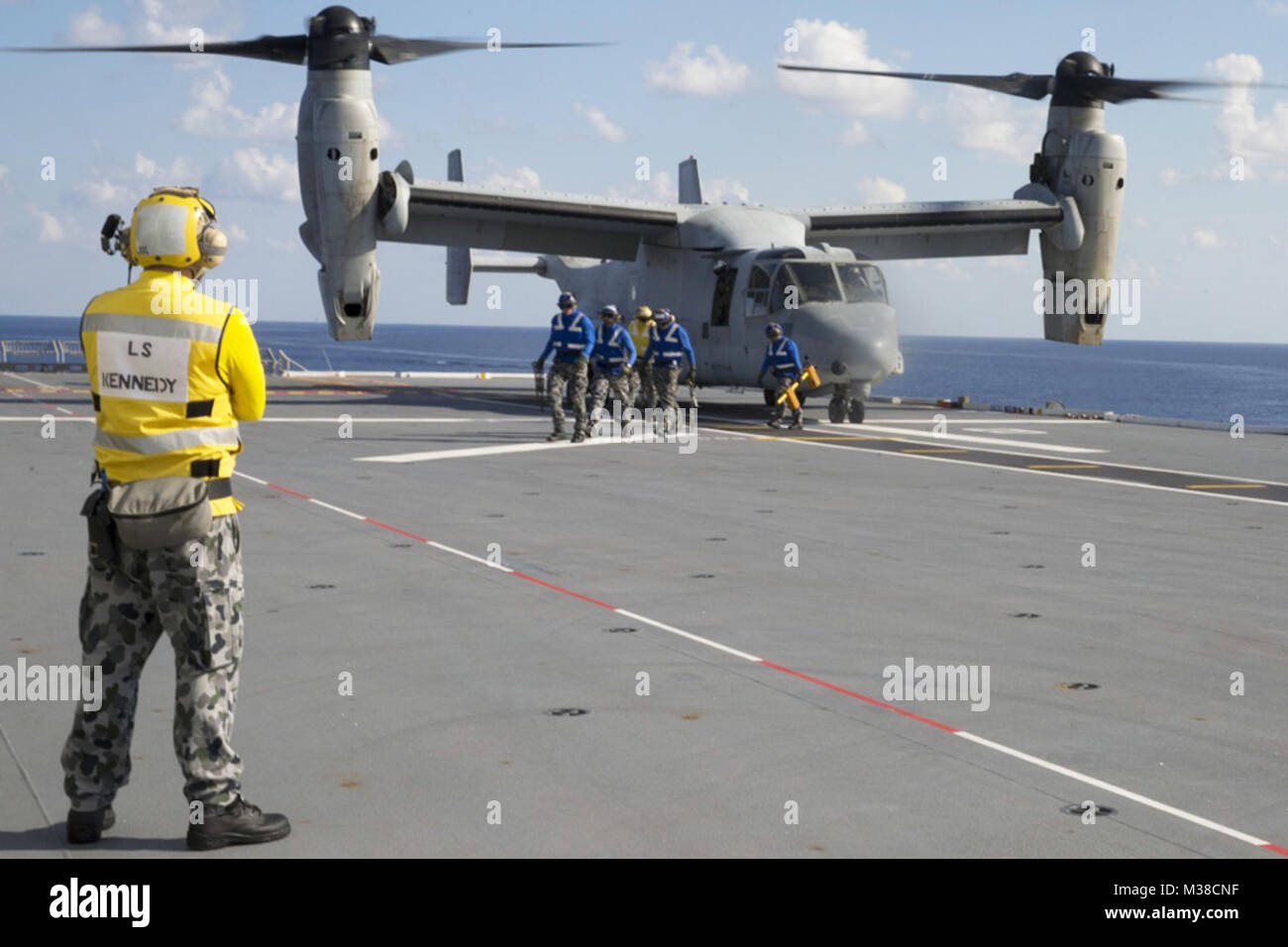 MV-22B Osprey lands aboard Australian vessel for the first time by # ...