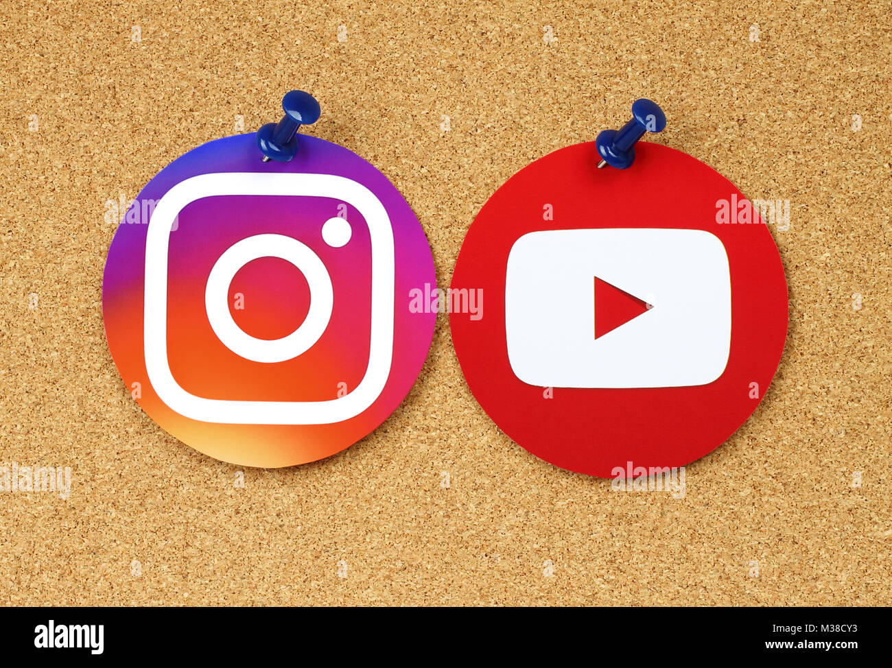 Round Youtube Vector Logo